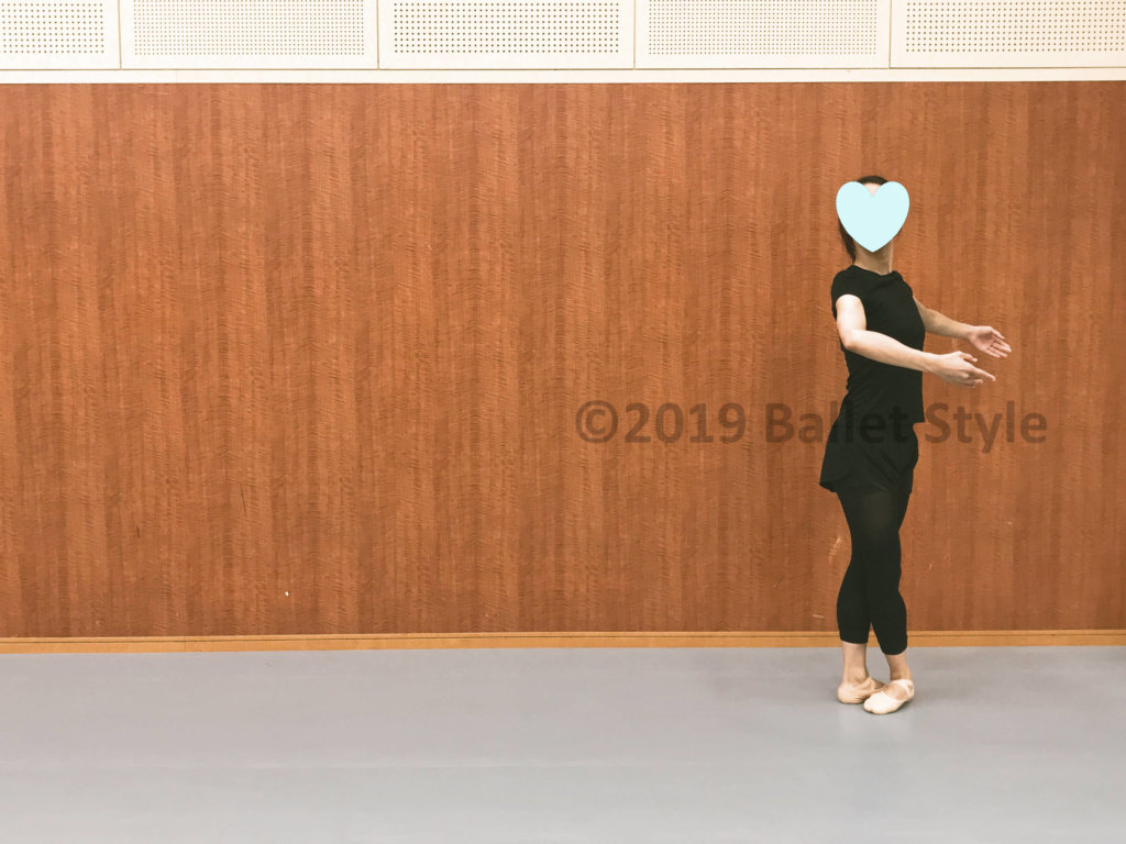 不安を解消！【アンボアテ】のやり方とポイント（動画あり） | Ballet Style[バレエ スタイル]