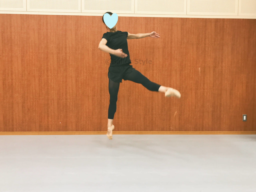 バロネのやり方・練習方法／連続バロネをするコツは？ | Ballet Style[バレエ スタイル]